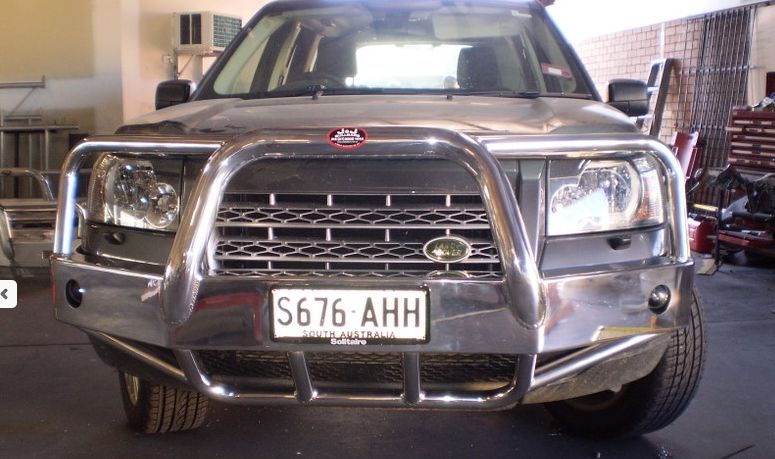 Freelander 2 front nudge bar store